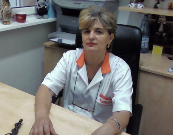 Asistentul Rodica Vlad ramane director de ingrijiri medicale la ...